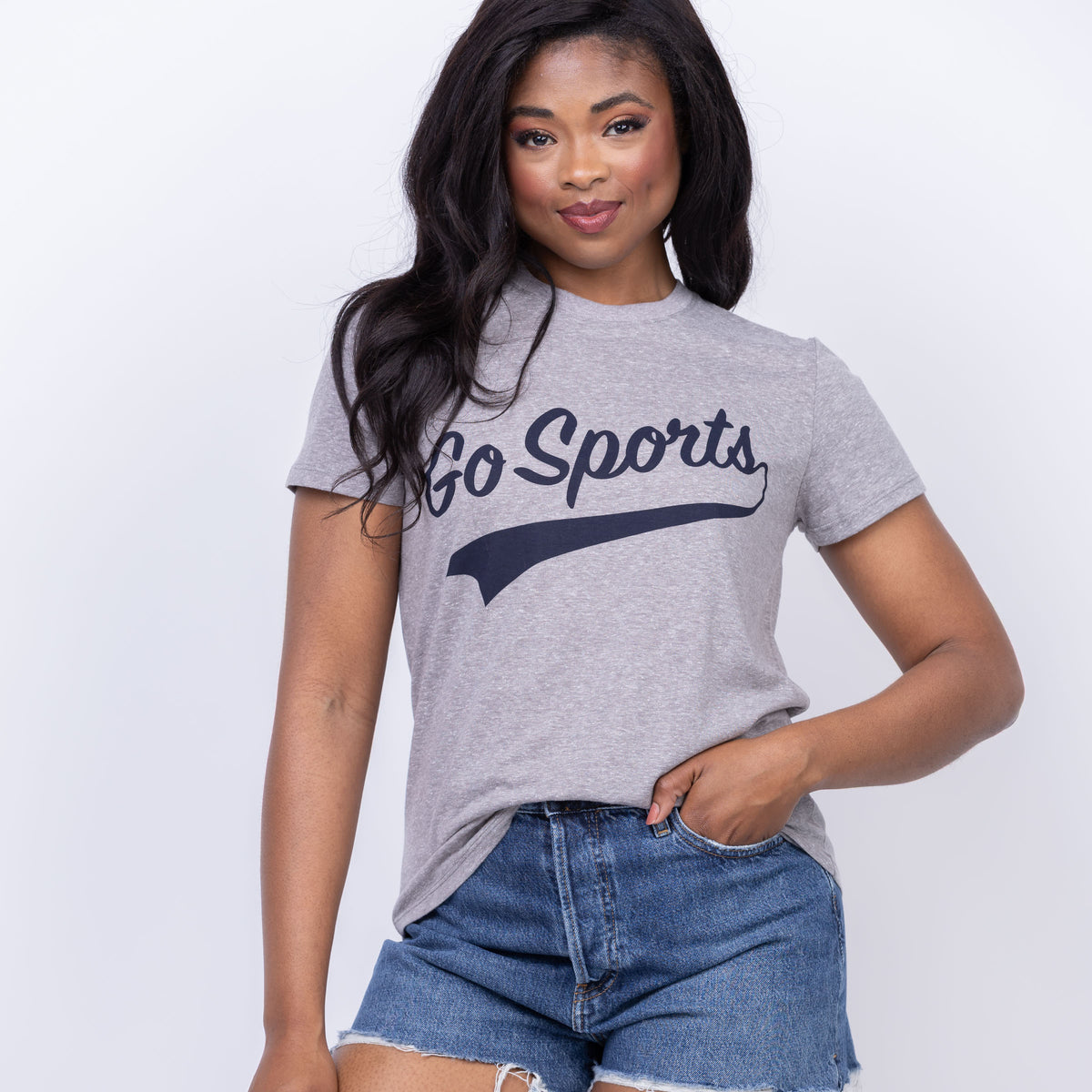 Favorite Daughter Go Sports T-Shirt in Heather Grey – CoatTails