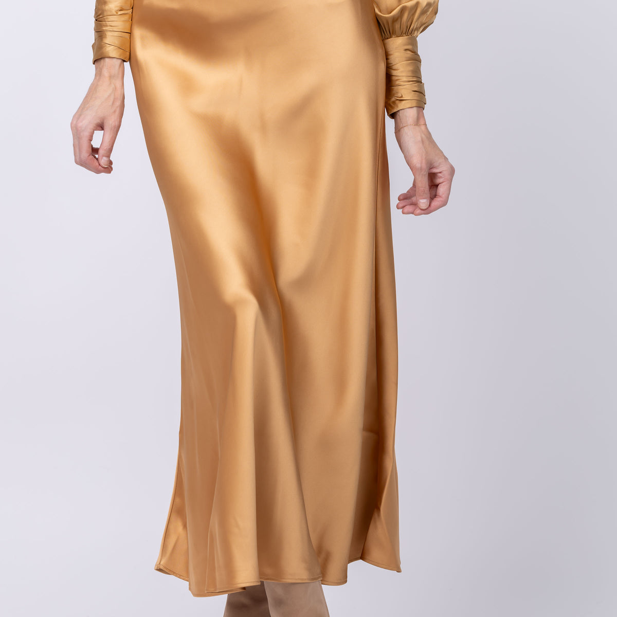 Tyler Boe Edie Charm Skirt in Champagne – CoatTails