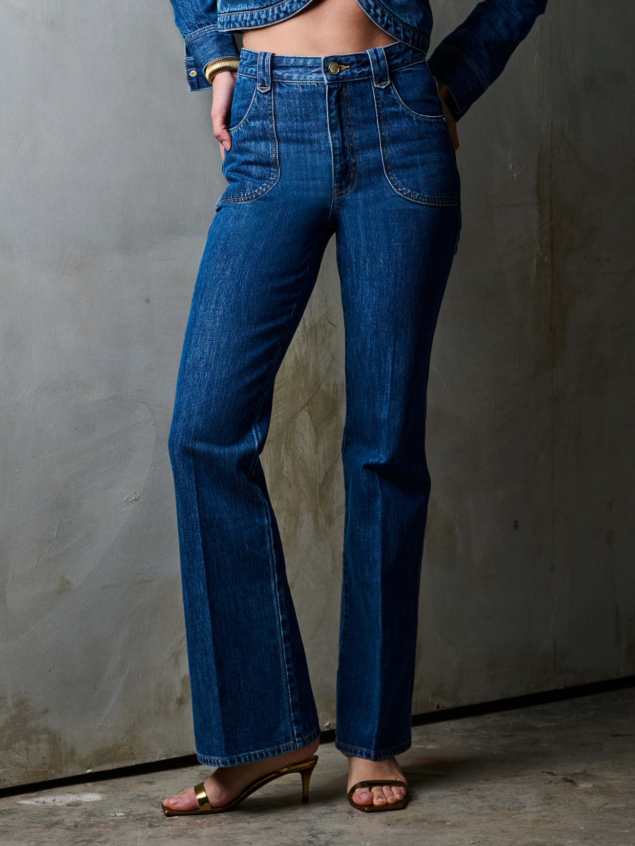 Hevron Alana Jean in Dark Blue Wash