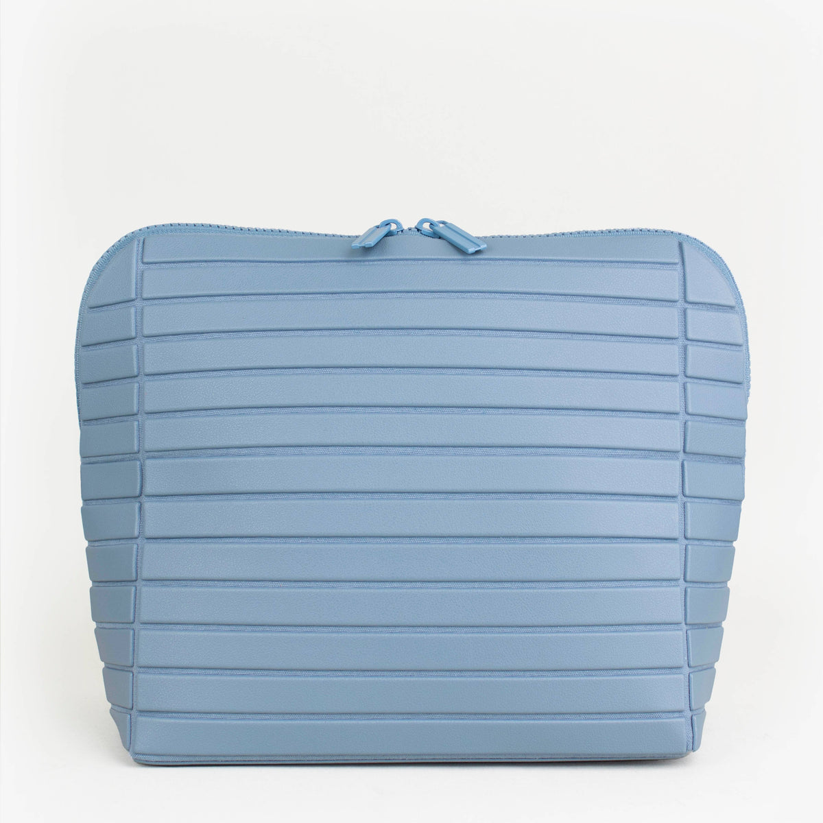 Parallelle The Large Slate Traveller Makeup Bag – CoatTails